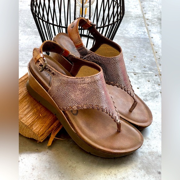 OTBT | Shoes | Otbt Meditate Metallic Pewter Wedge | Poshmark